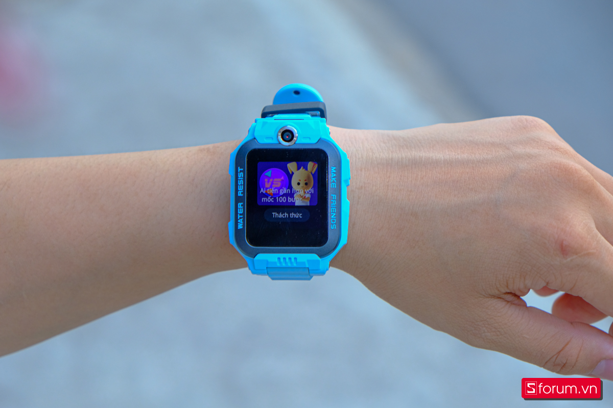 Trên tay đồng hồ trẻ em imoo Z7: Định vị GPS bằng điện thoại, nghe gọi video call, giá 4.29 triệu